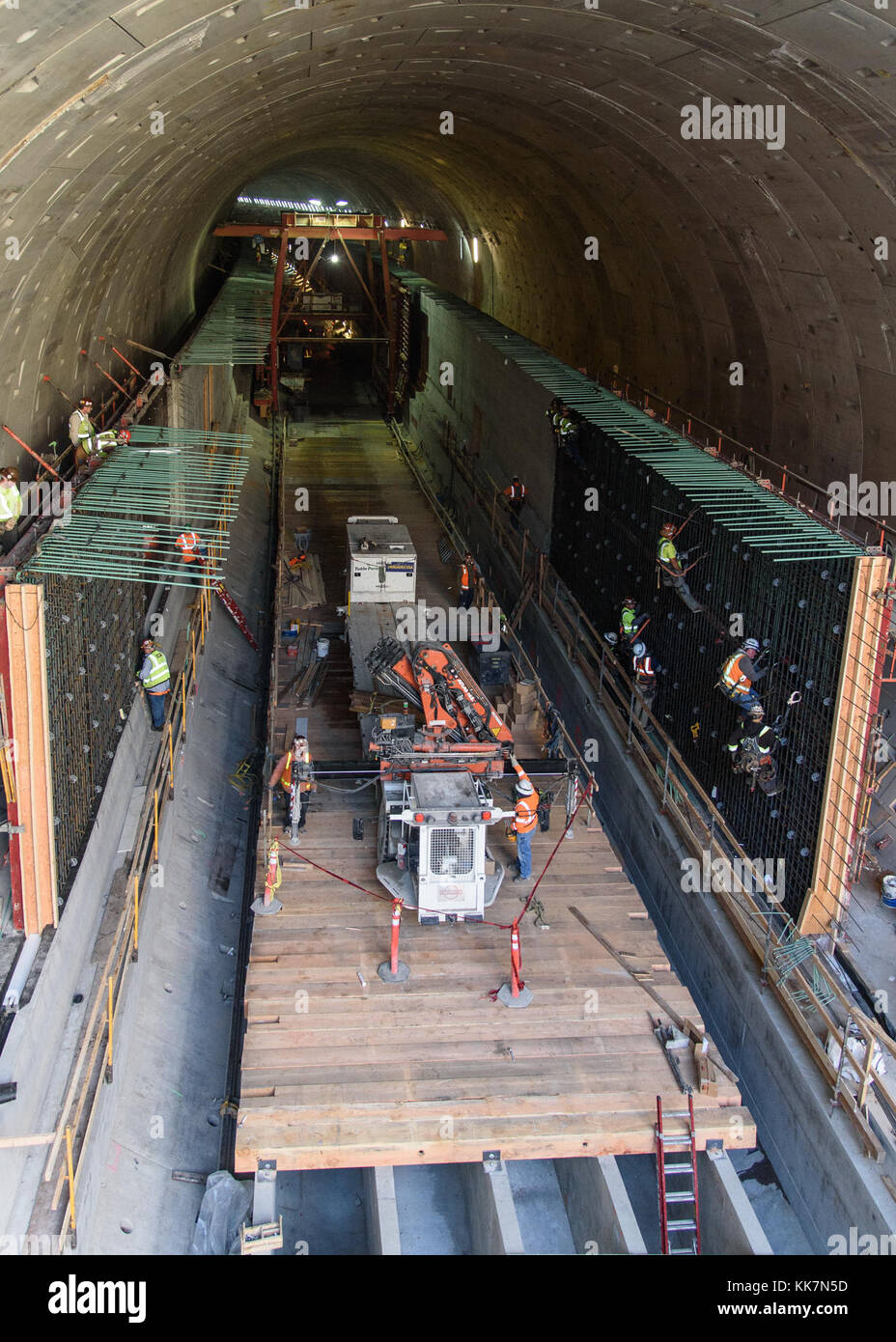 At the north end of the tunnel, Seattle Tunnel Partners builds one of ...