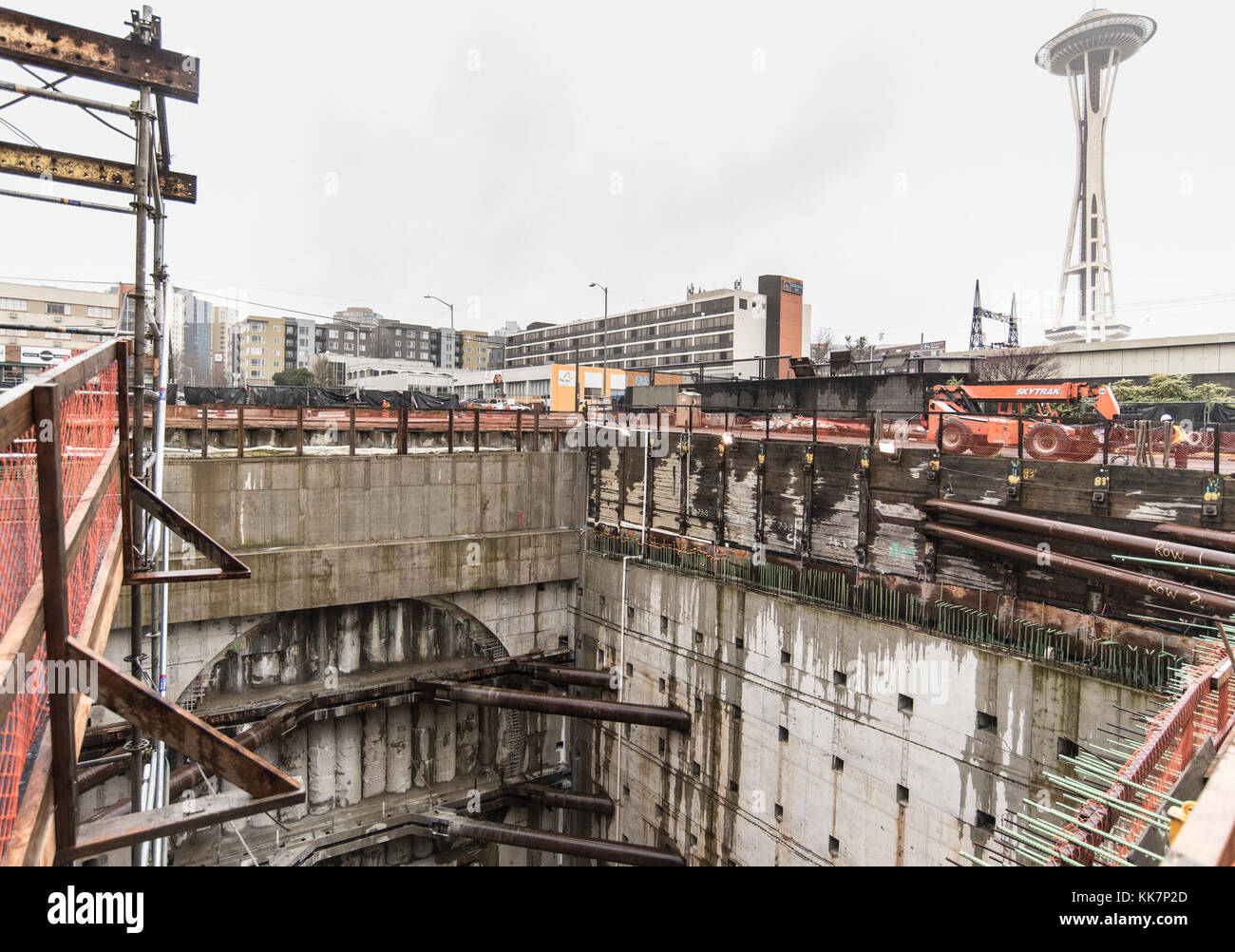 Alaskan Way Viaduct Replacement Program.This photo shows progress on ...