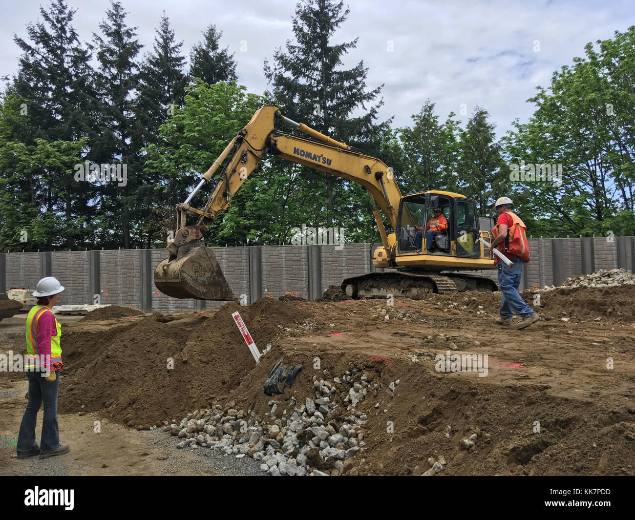 Mass excavation for the I-405/SR 167 Interchange Direct Connector ...