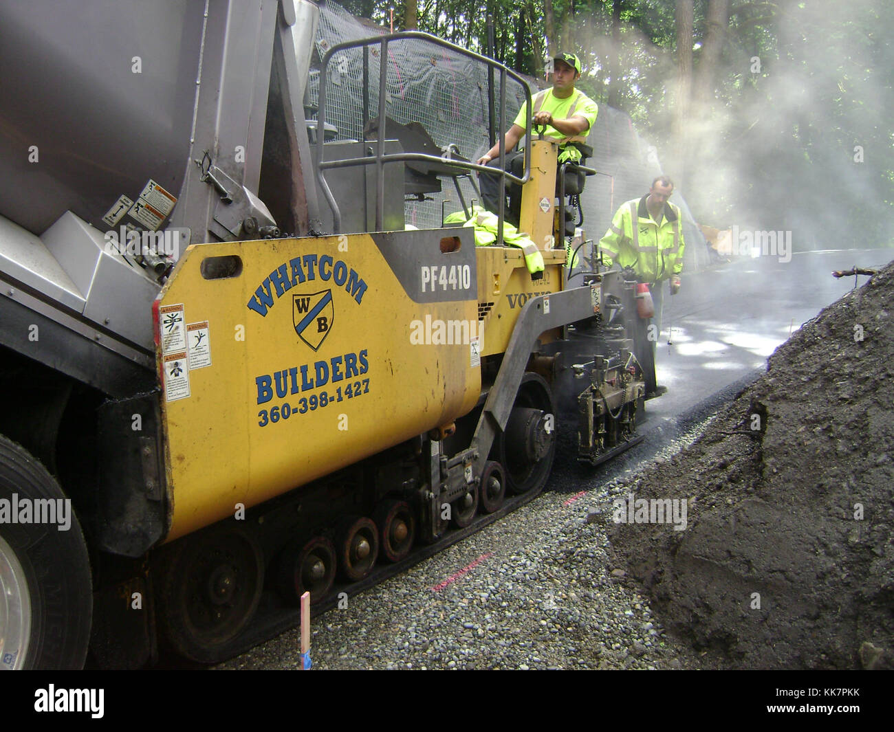WSDOT Contractor Crews from Strider Construction work on the bypass ...