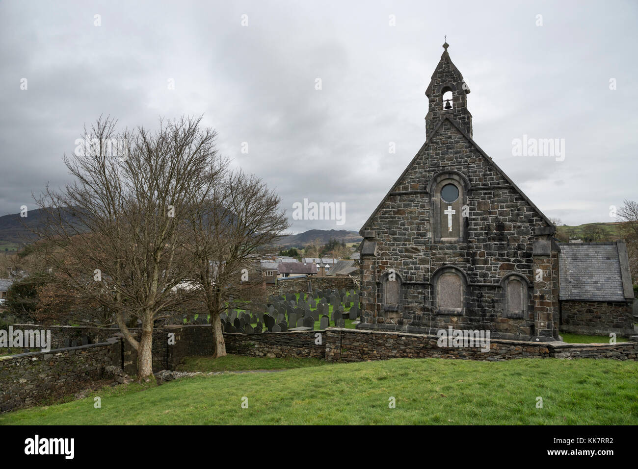 St Michaels church in the village of Llan Ffestiniog, North Wales Stock ...