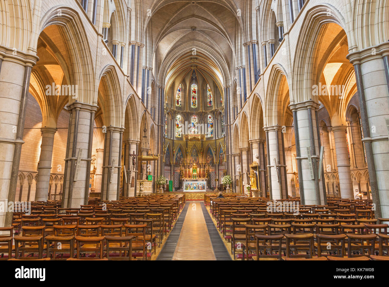 LONDON, GREAT BRITAIN - SEPTEMBER 17, 2017: The nave of church of St ...
