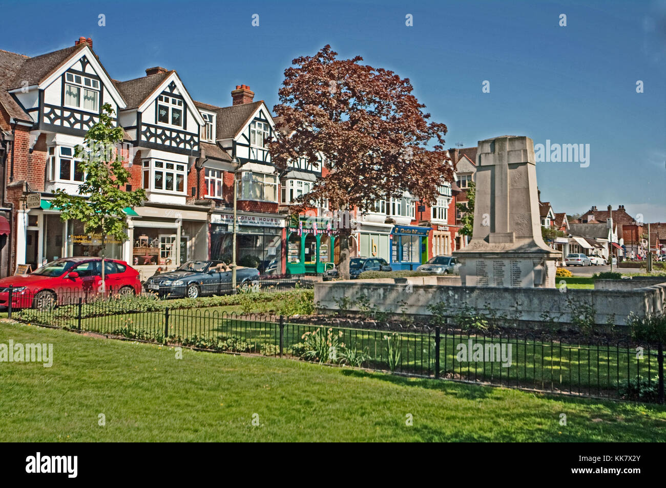 Cranleigh surrey hi-res stock photography and images - Alamy