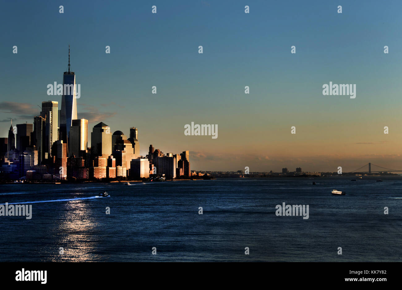 One World Trade Center (Freedom Tower), Sunset Stock Photo - Alamy