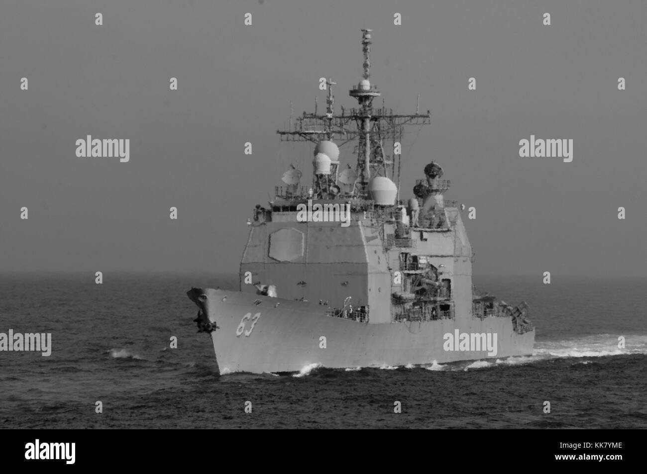 Ticonderoga class guided missile cruiser uss cowpens cg 63 Black and ...