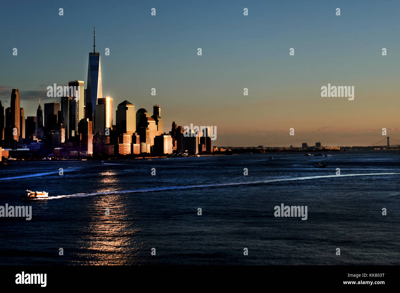 One World Trade Center (Freedom Tower), Sunset Stock Photo - Alamy
