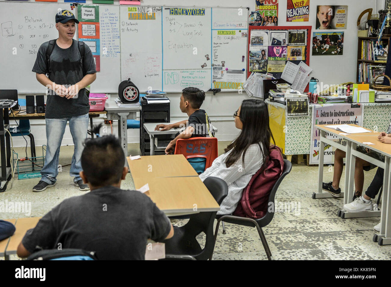 Gas turbine systems mechanic hi-res stock photography and images - Alamy
