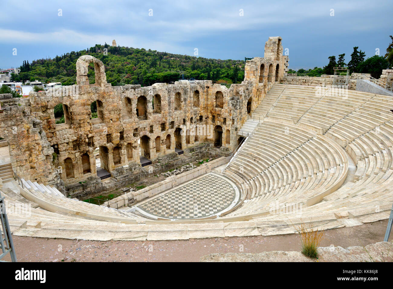 Open air theatre festival greece hi-res stock photography and images ...