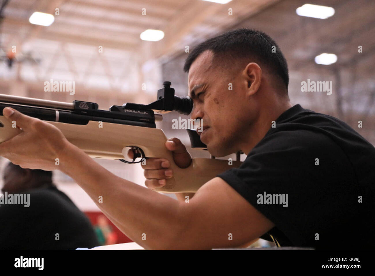 Ball bearing gun hi-res stock photography and images - Alamy