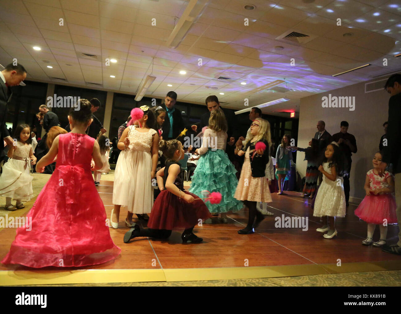 Dance group from special hi-res stock photography and images - Alamy