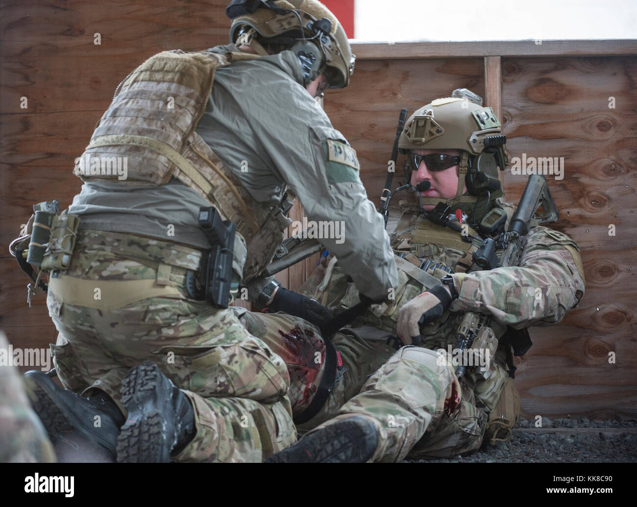 Alaska Air National Guard pararescuemen with the 212th Rescue Squadron ...