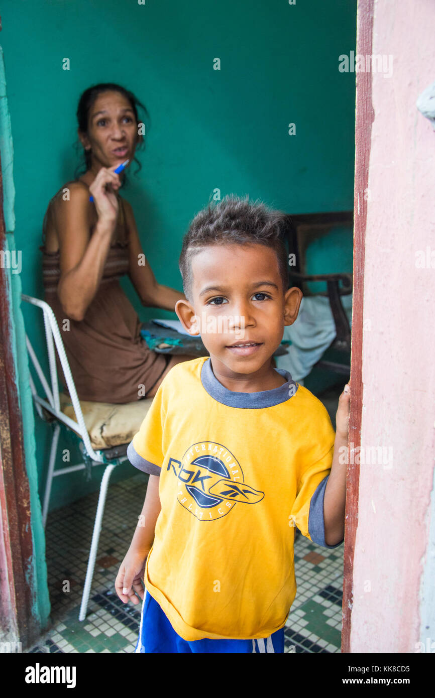 Cuban child hi-res stock photography and images - Alamy