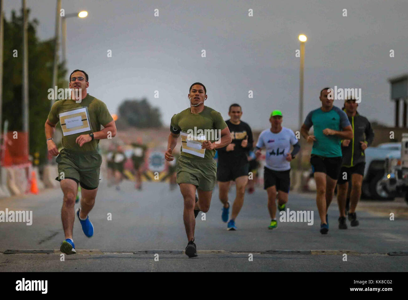 U.S. Marines Chief Warrant Officer 2 Jonathan D. Eaton (left), mobility ...