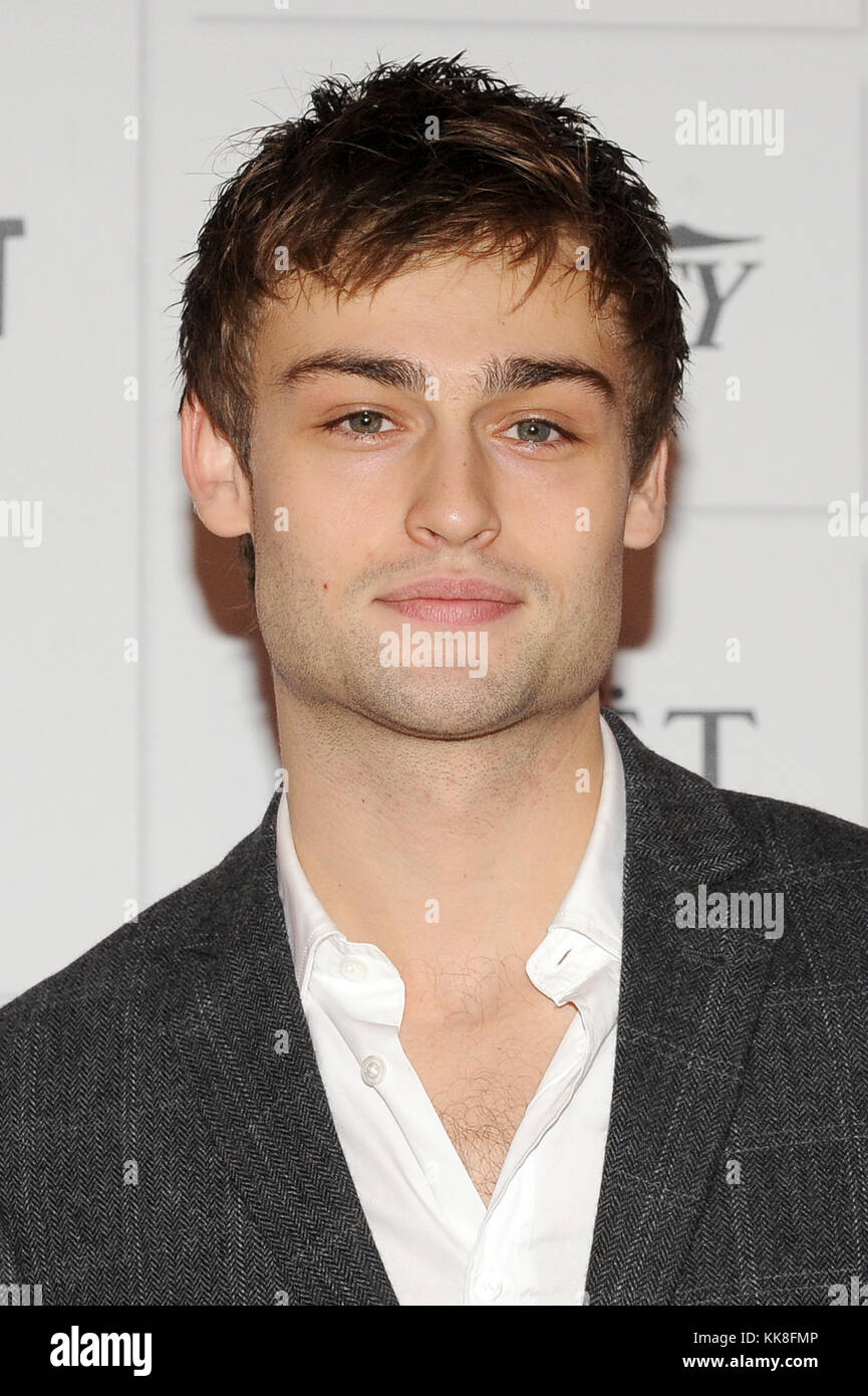 Actor douglas booth hi-res stock photography and images - Alamy