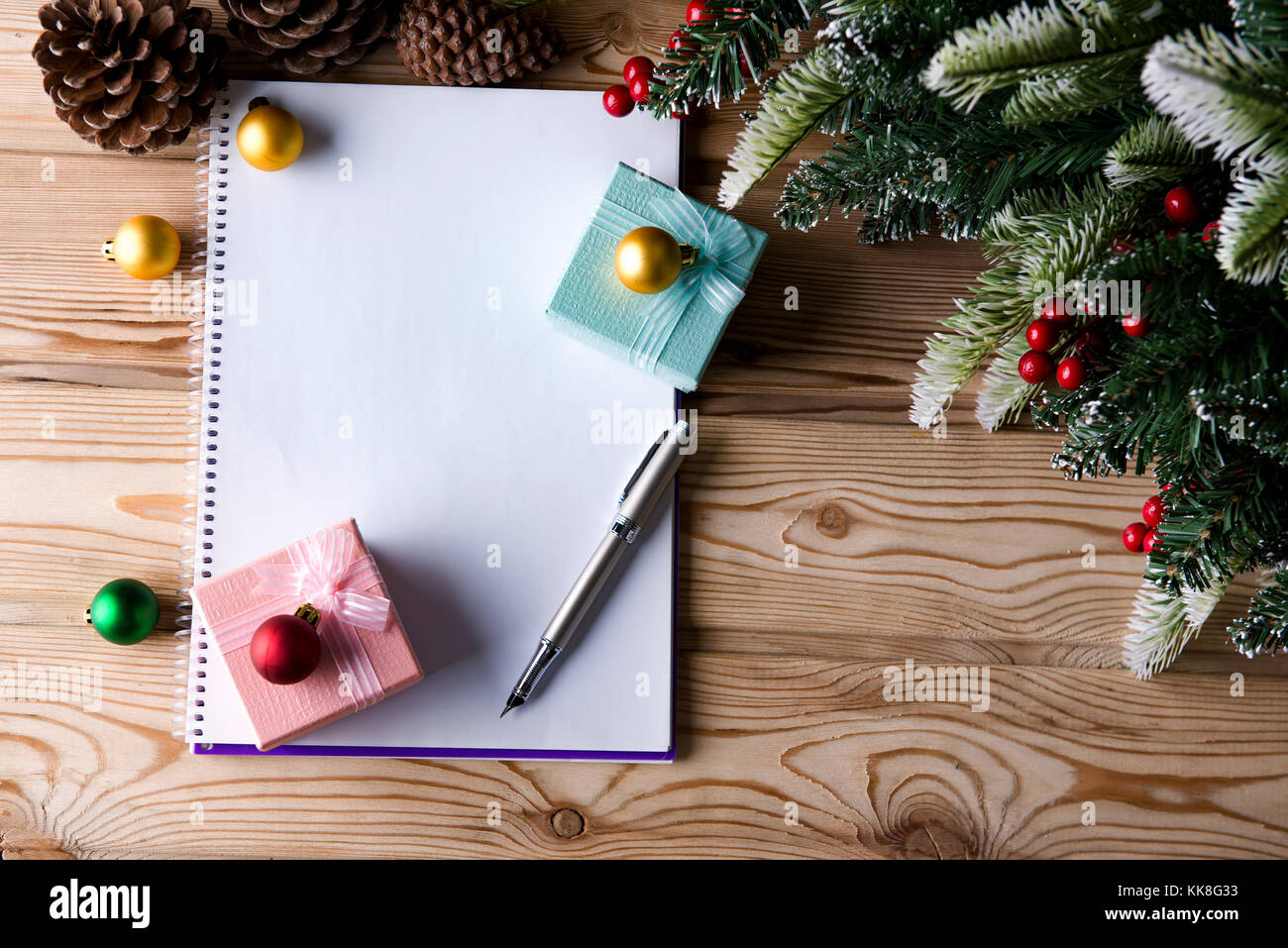 Blank message paper in christmas festive concept Stock Photo - Alamy