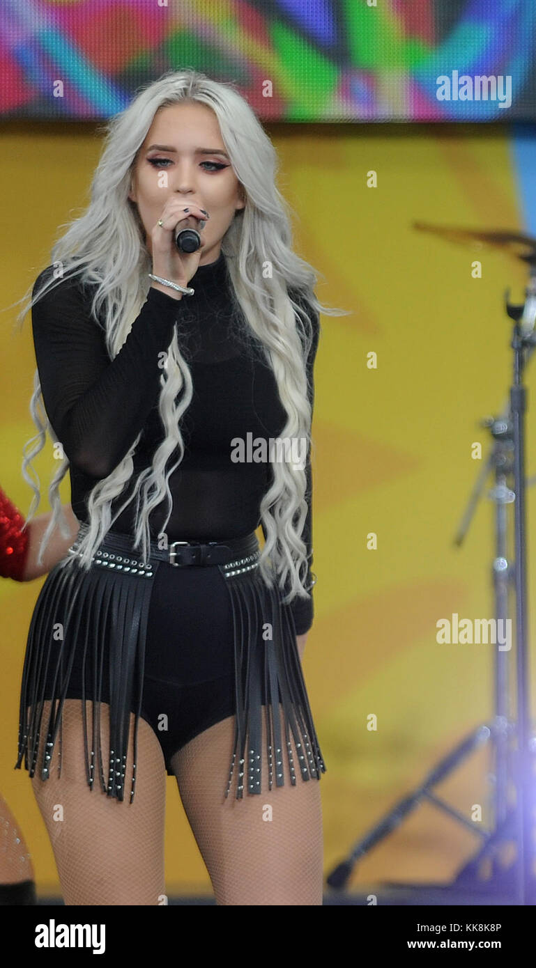 Macy kate hi-res stock photography and images - Alamy