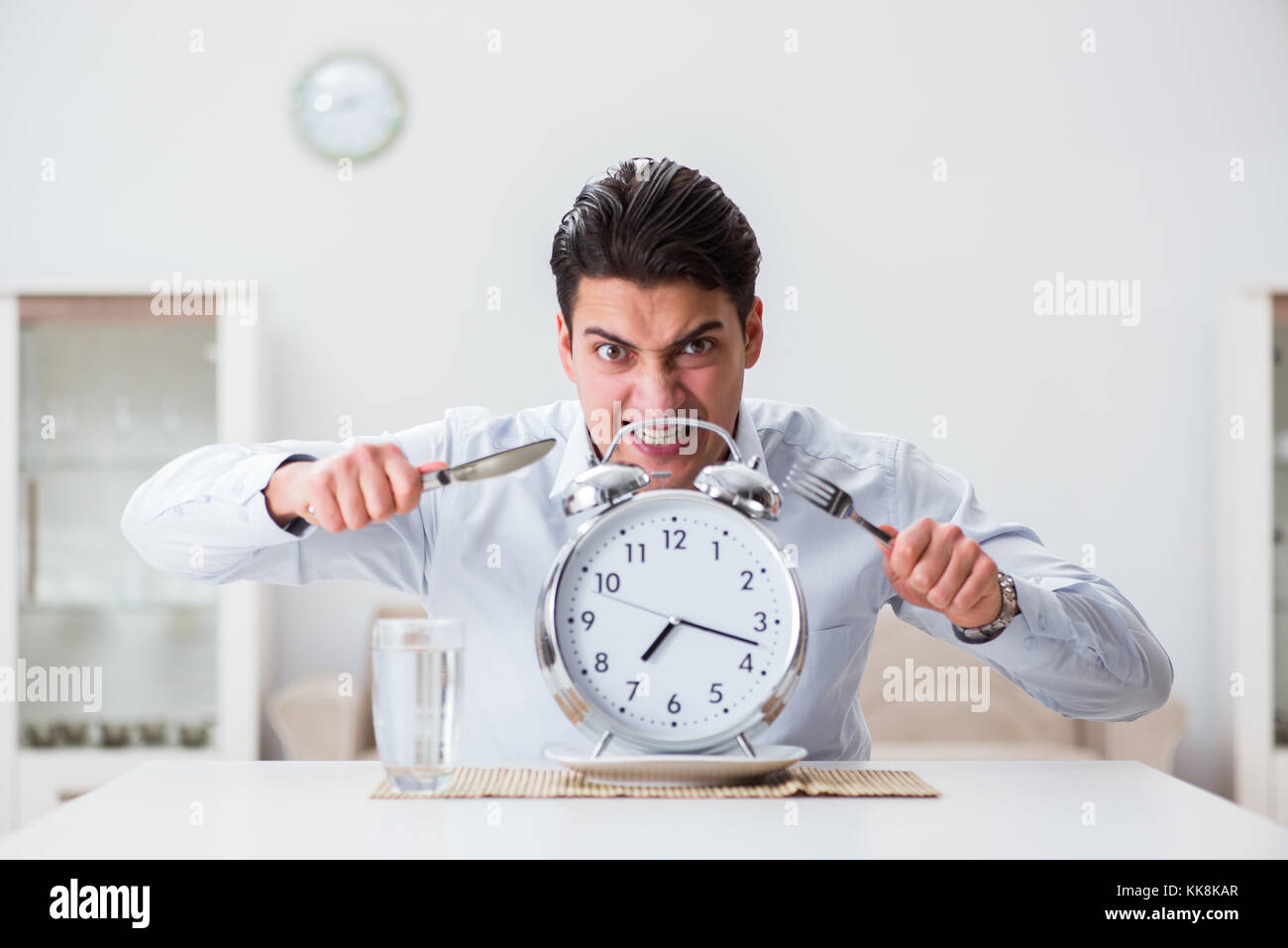 Concept of slow service in restaurants Stock Photo - Alamy