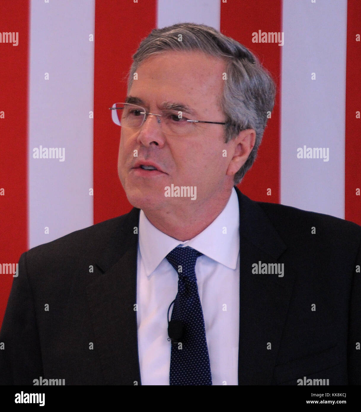 NASHUA, NH - FEBRUARY 08: Republican presidential candidate Jeb Bush ...