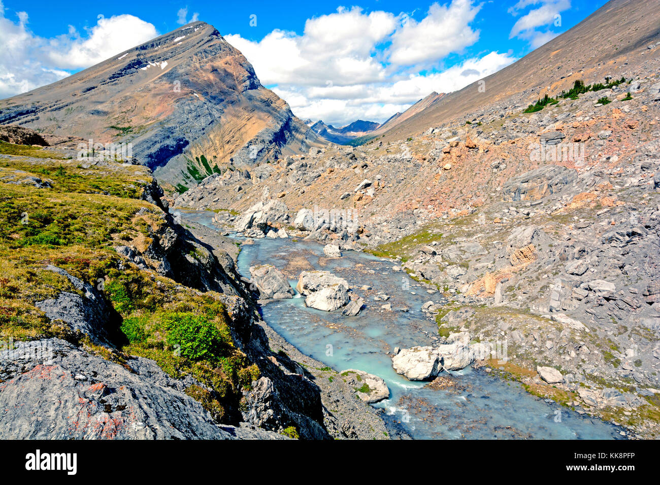 Canadian pass hi-res stock photography and images - Alamy