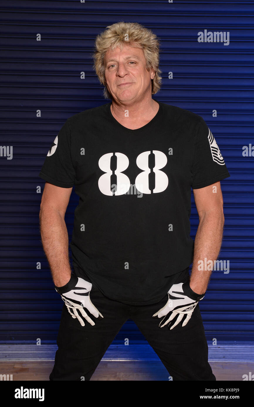 FORT LAUDERDALE, FL - FEBRUARY 27: Chris McCarvill, Don Dokken, Mick ...