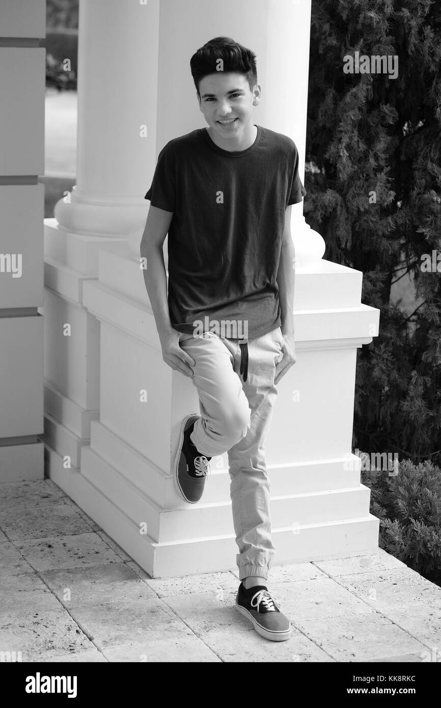 HOLLYWOOD, FL - JANUARY 15: Singer Daniel Skye poses for a portrait in ...