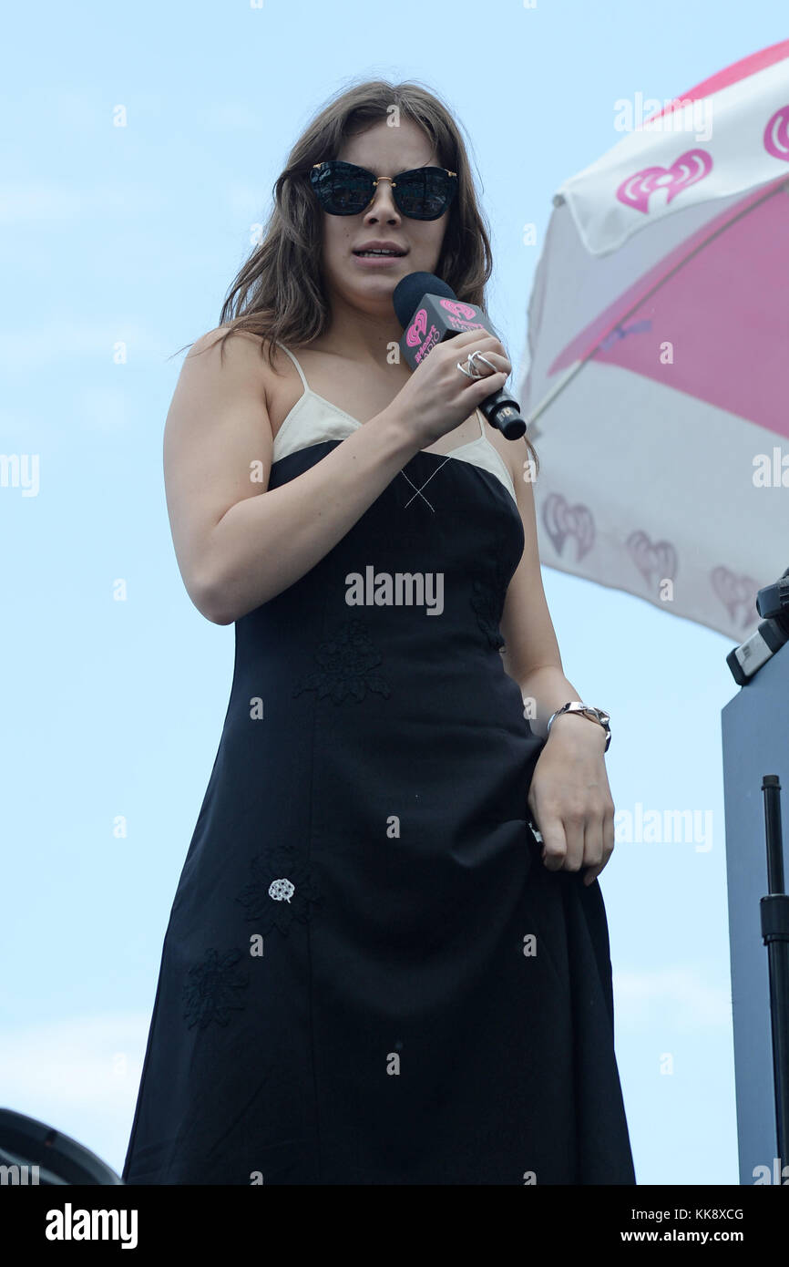 MIAMI BEACH, FL - MAY 21: Hailee Steinfeld performs on stage during ...