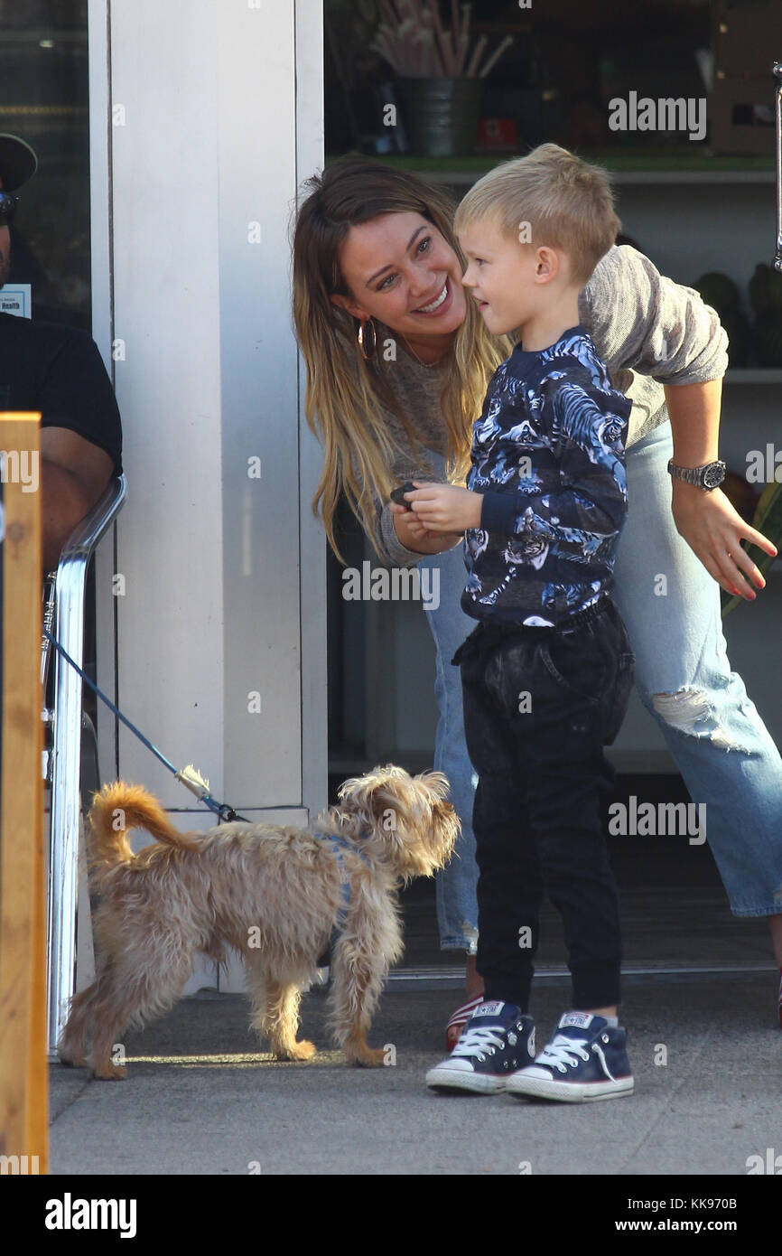 Hilary Duff, her boyfriend and son, Luca, spotted at Juice Place in the ...