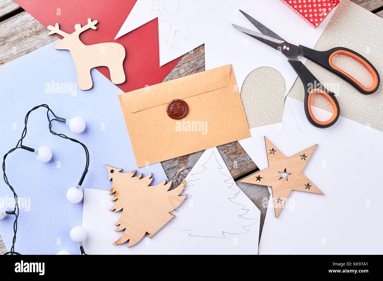 Abstract handicraft hi-res stock photography and images - Alamy