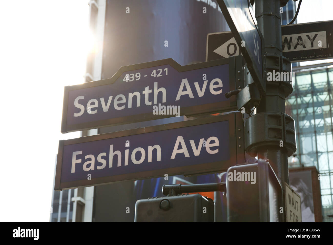 Fashion avenue sign against the sun. Seventh avenue Stock Photo - Alamy