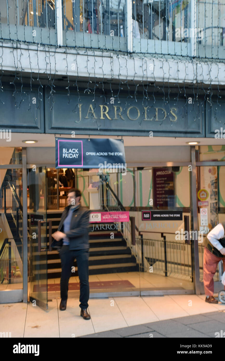 Jarrolds department store norwich hi-res stock photography and images ...