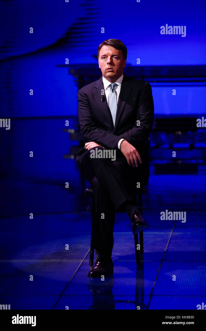 Leader democratico hi-res stock photography and images - Alamy