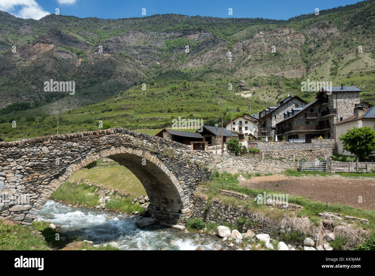 Old romanic bride.Espot.Lerida province.Catalonia.Spain Stock Photo - Alamy