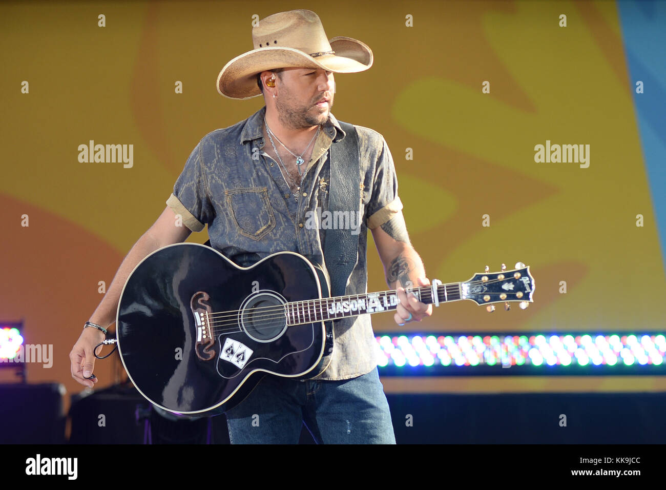 NEW YORK, NY - AUGUST 26: Country music singer Jason Aldean performs on ...
