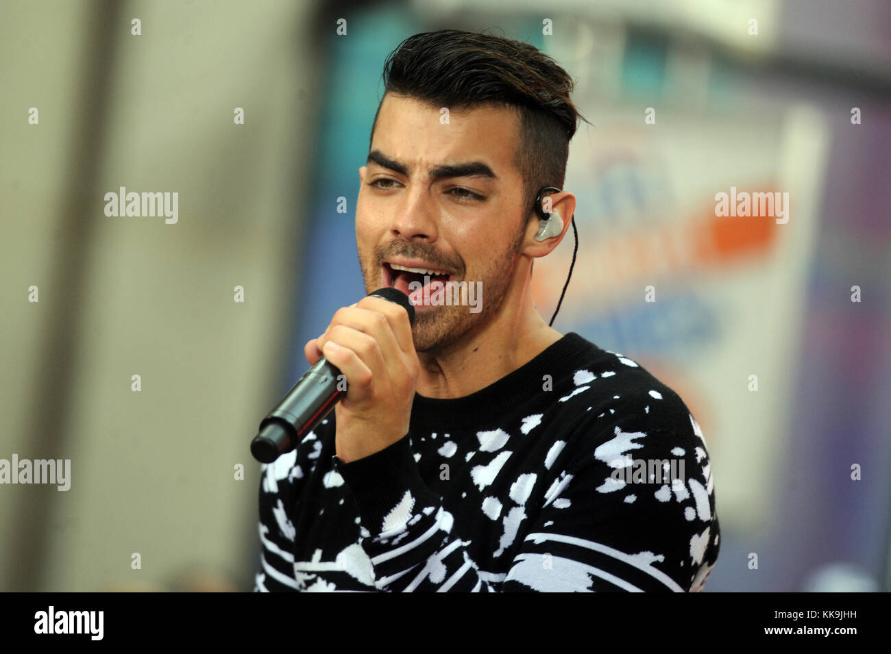 NEW YORK, NY - AUGUST 26: JinJoo Lee, Jack Lawless, Joe Jonas and Cole ...