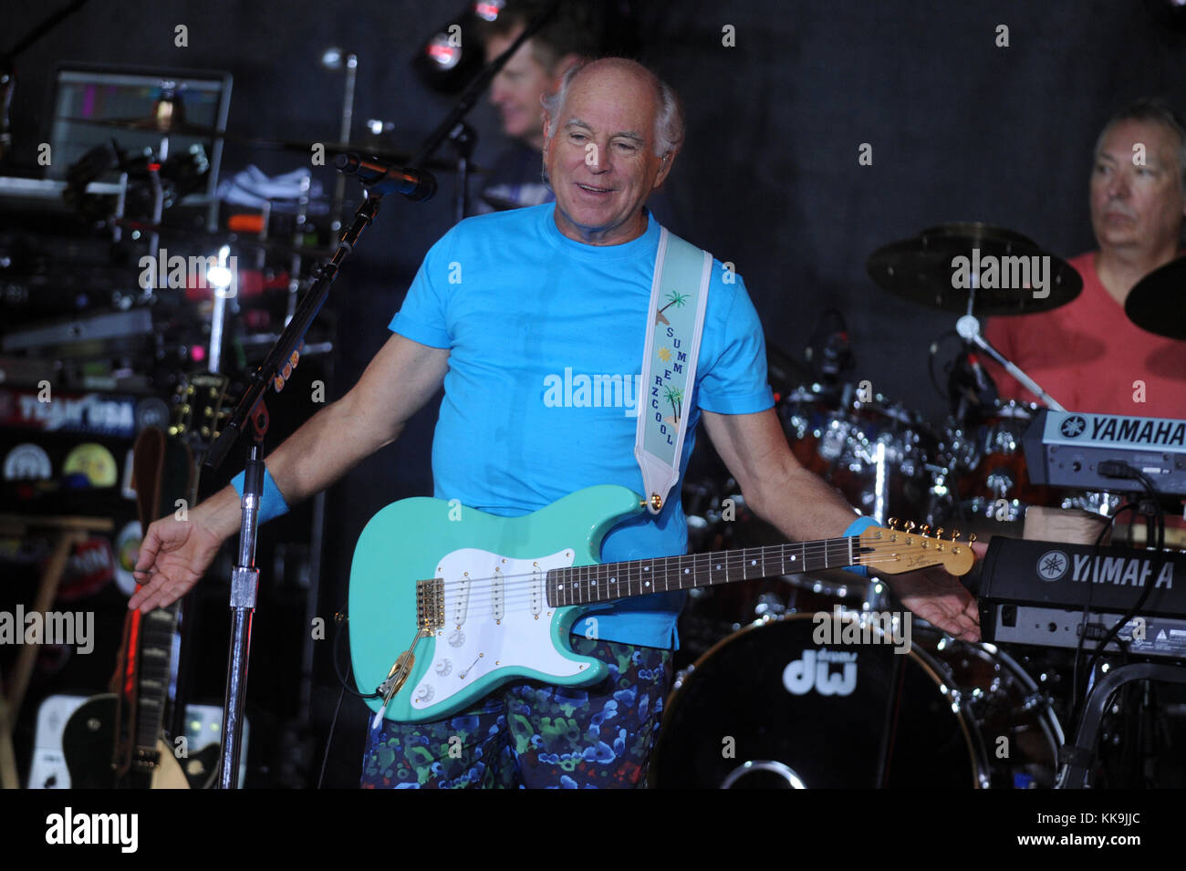 Jimmy buffett concert hi-res stock photography and images - Alamy