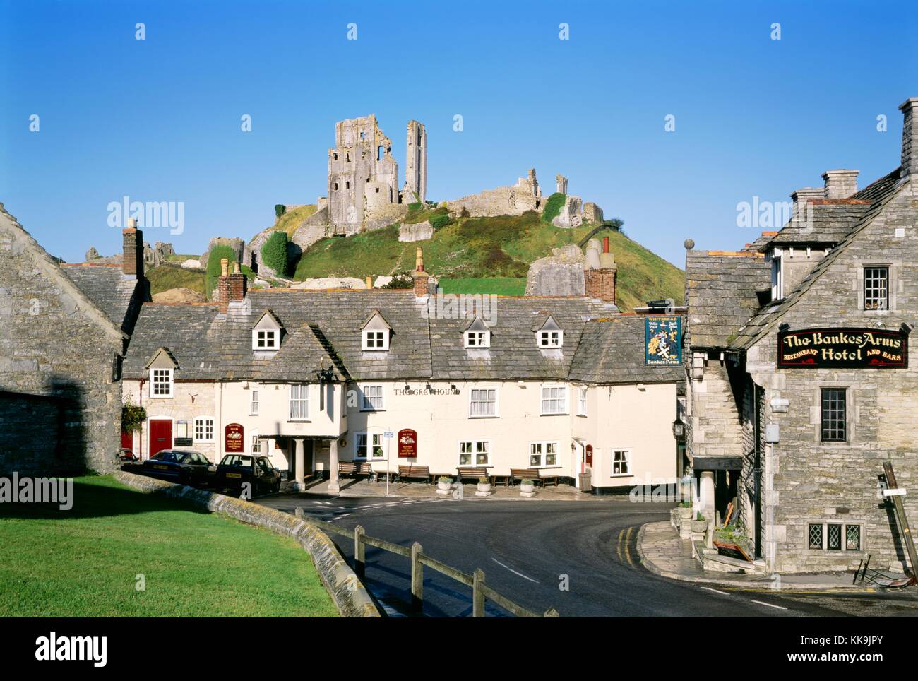 Public house pub inn corfe hi-res stock photography and images - Alamy