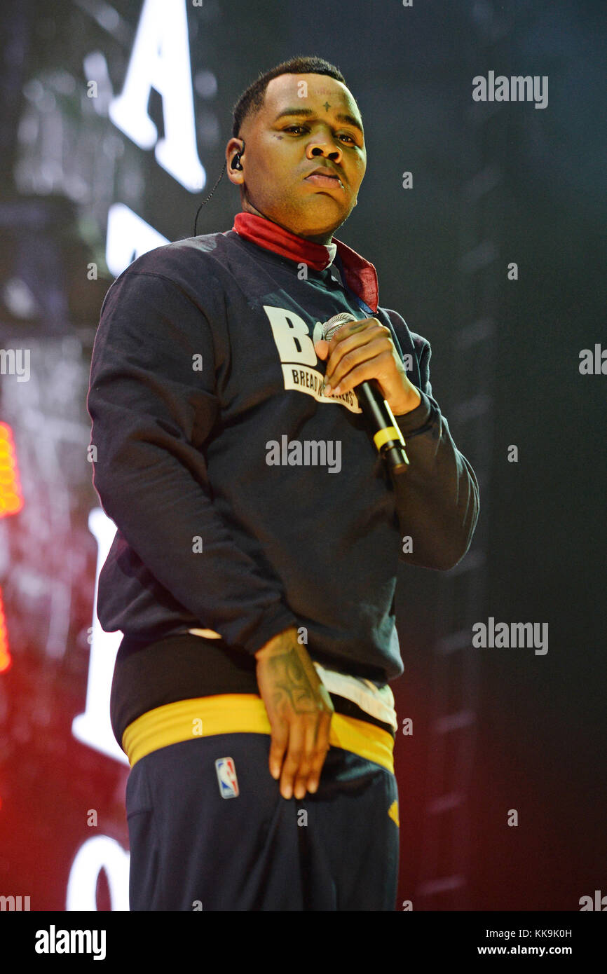 WEST PALM BEACH, FL - JULY 20: Jhene Aiko performs during opening night ...