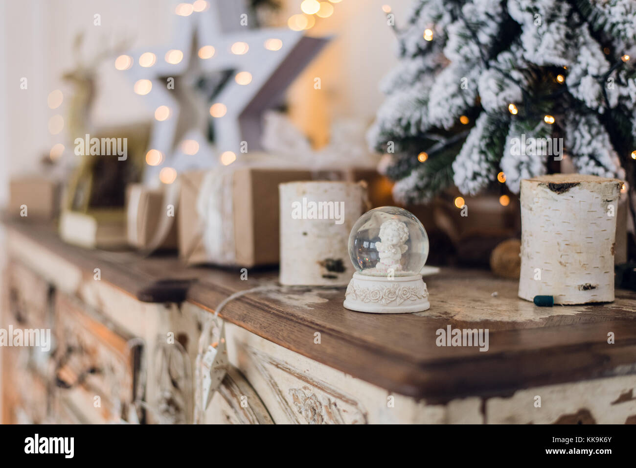 Snow globe little angel inside hi-res stock photography and images - Alamy