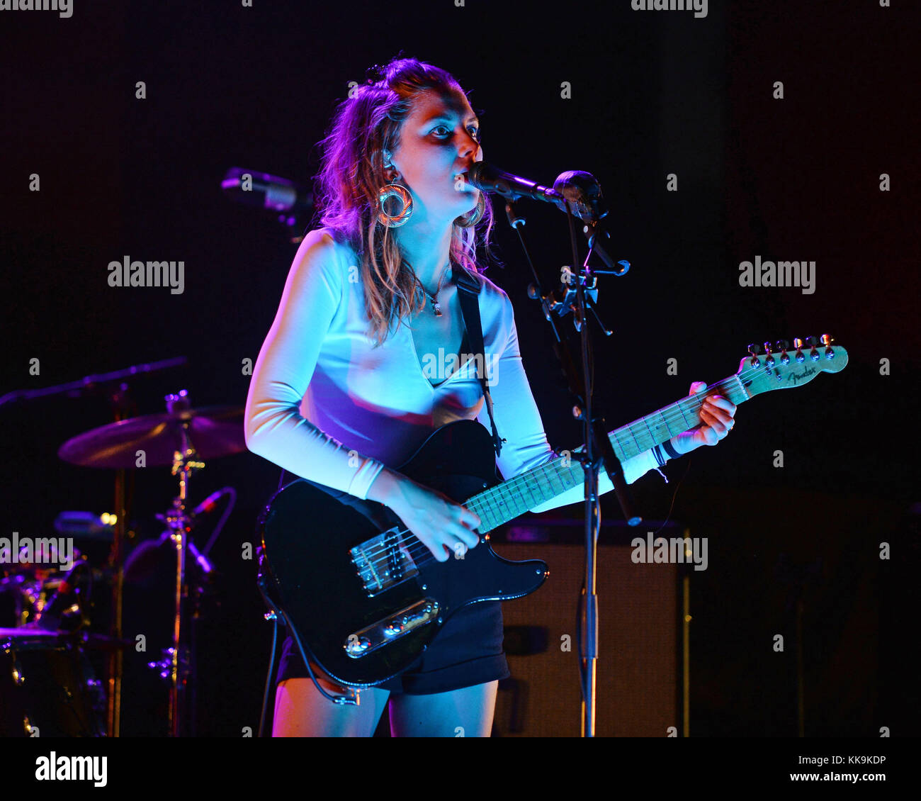 MIAMI, FL - MAY 11: Ellie Rowsell of Wolf Alice performs at Bayfront ...