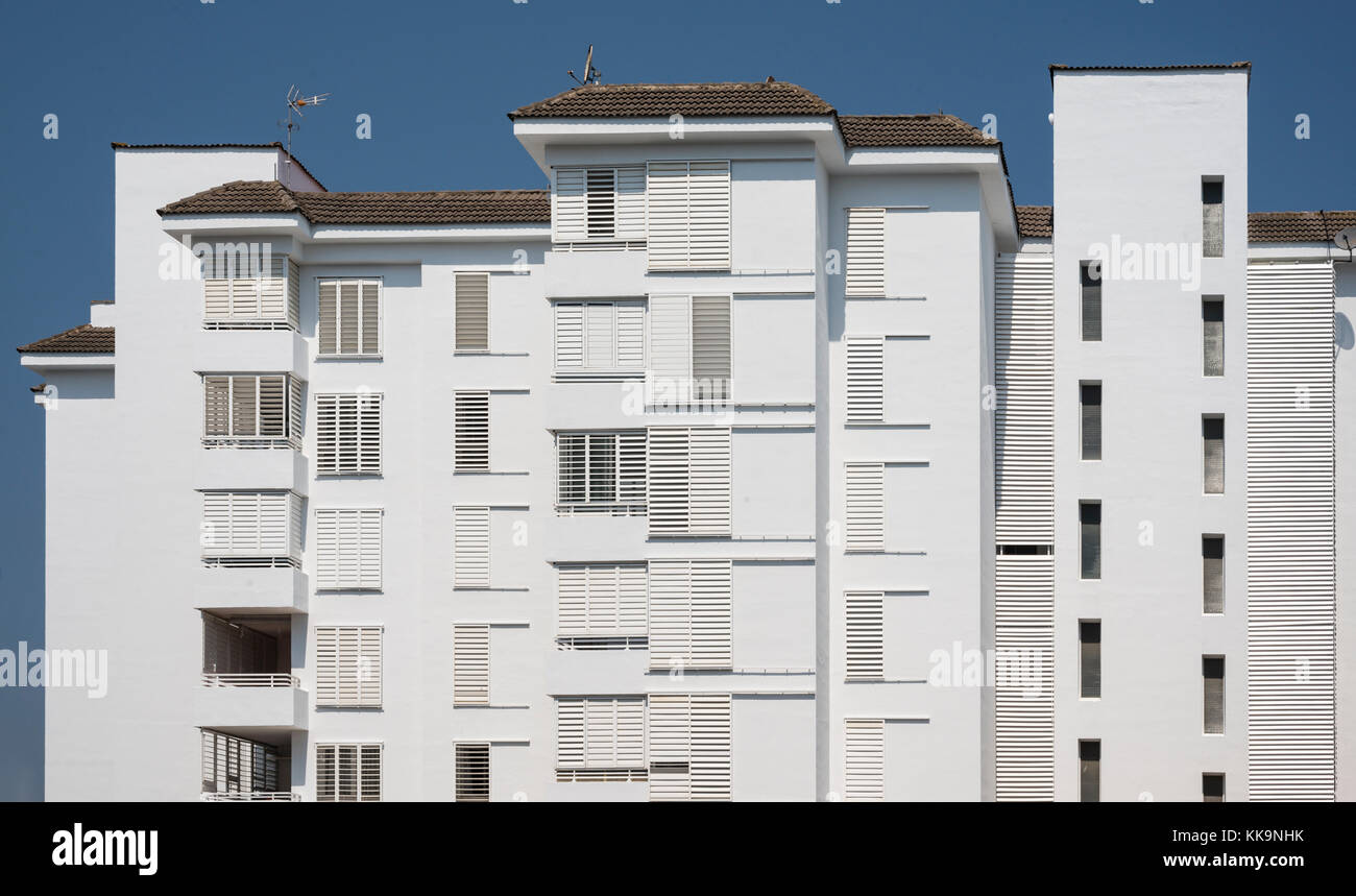 Multi-storey residential building Stock Photo - Alamy