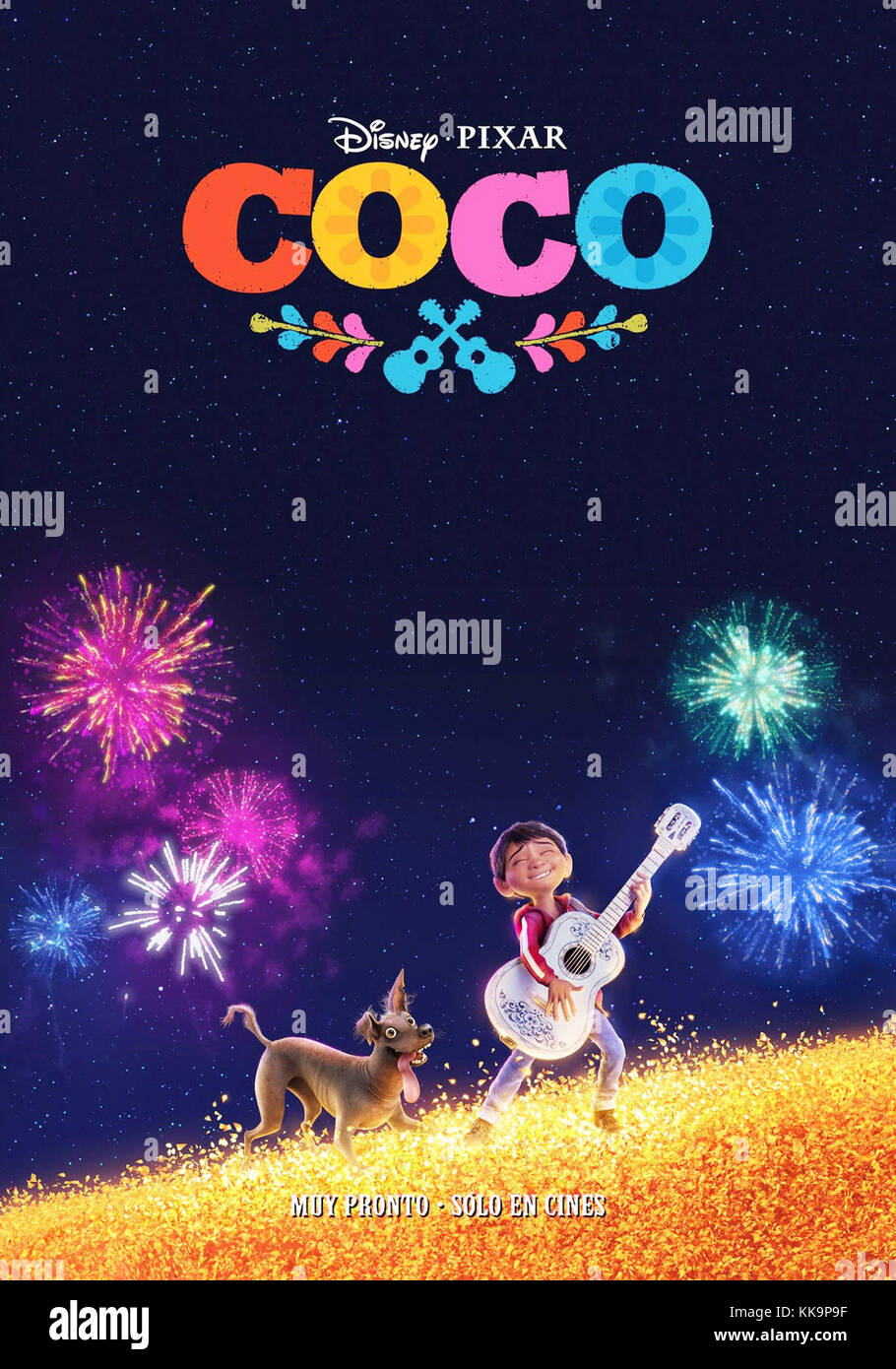 COCO, poster in Spanish, from left, Dante, Miguel (voice: Anthony ...