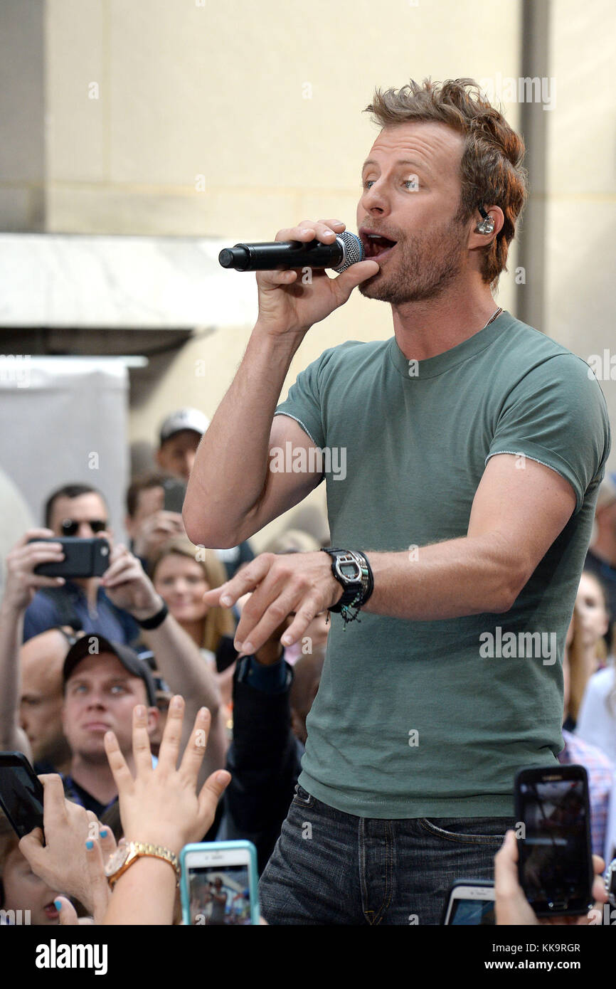 NEW YORK, NY - MAY 27: Singer Dierks Bentley performs at Dierks Bentley ...