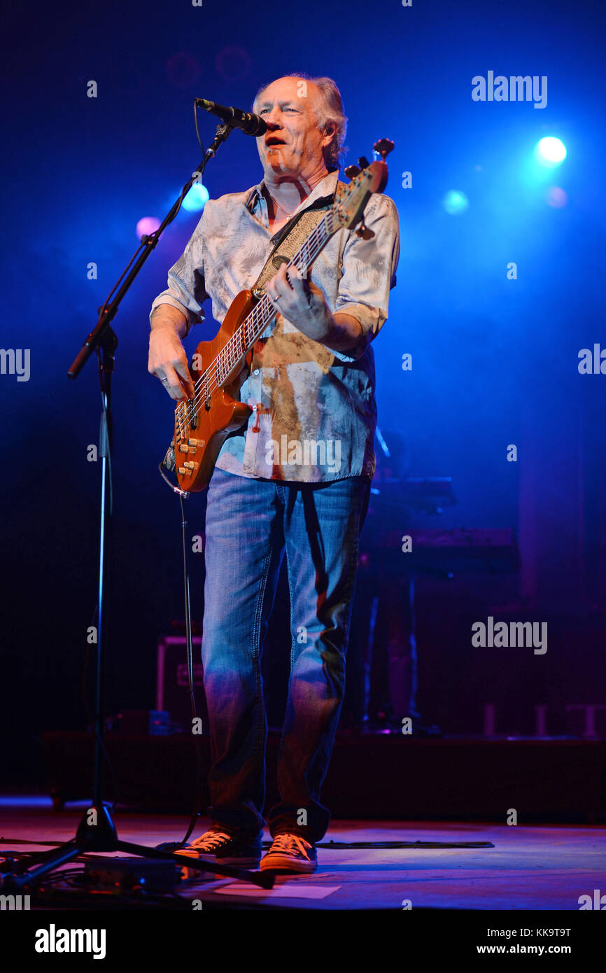 FORT LAUDERDALE, FL - JANUARY 08: Wayne Nelson of The Little River Band ...