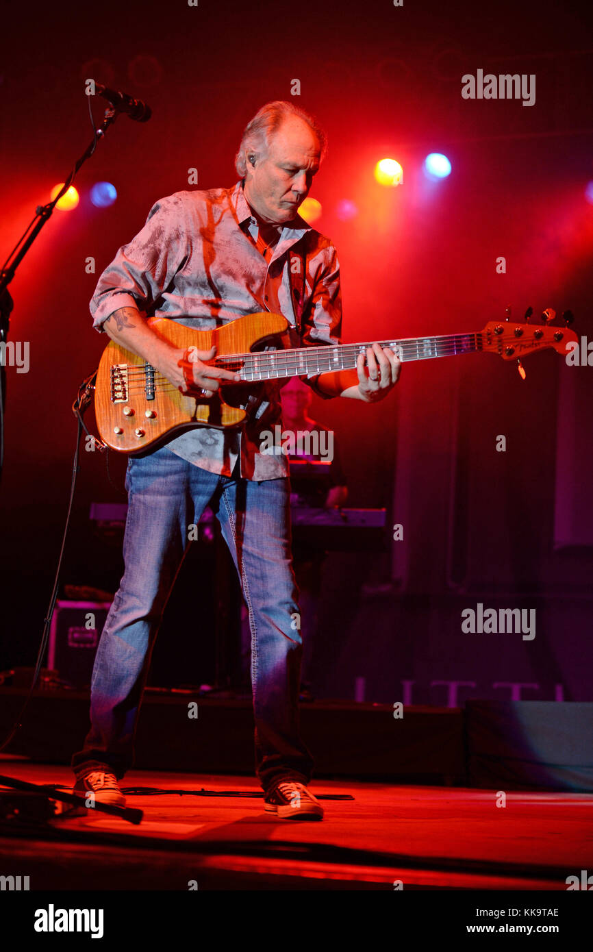 FORT LAUDERDALE, FL - JANUARY 08: Wayne Nelson of The Little River Band ...