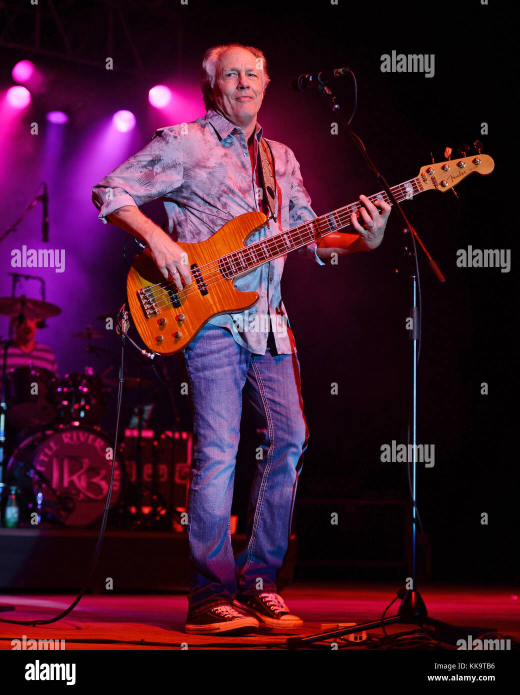 FORT LAUDERDALE, FL - JANUARY 08: Wayne Nelson of The Little River Band ...