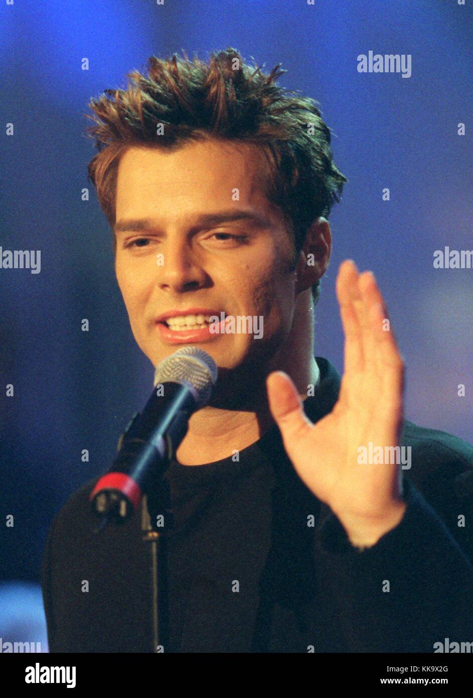 Ricky martin 1999 hi-res stock photography and images - Alamy