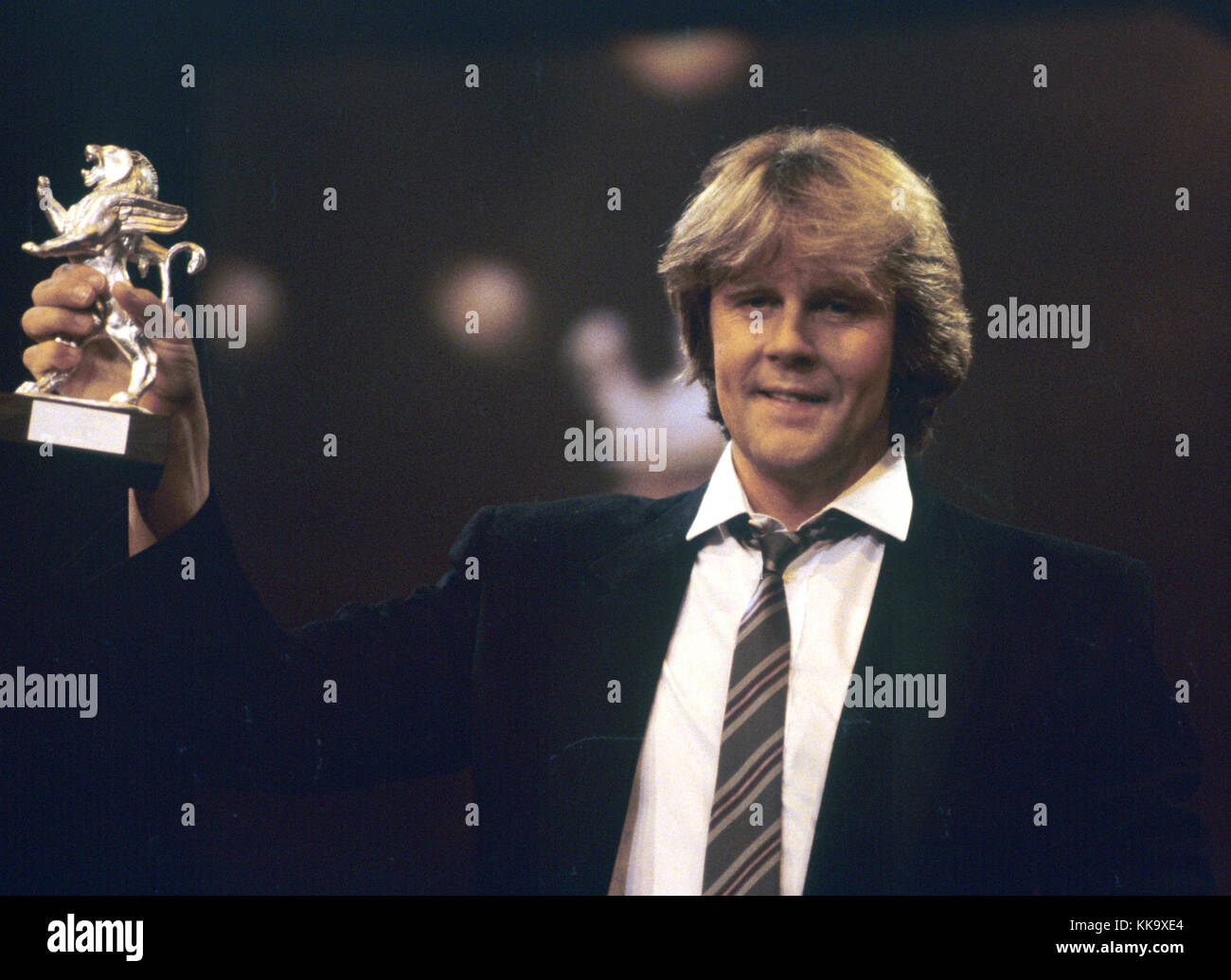 Singer Howard Carpendale posing with his award at Radio Luxemburg on 13 ...