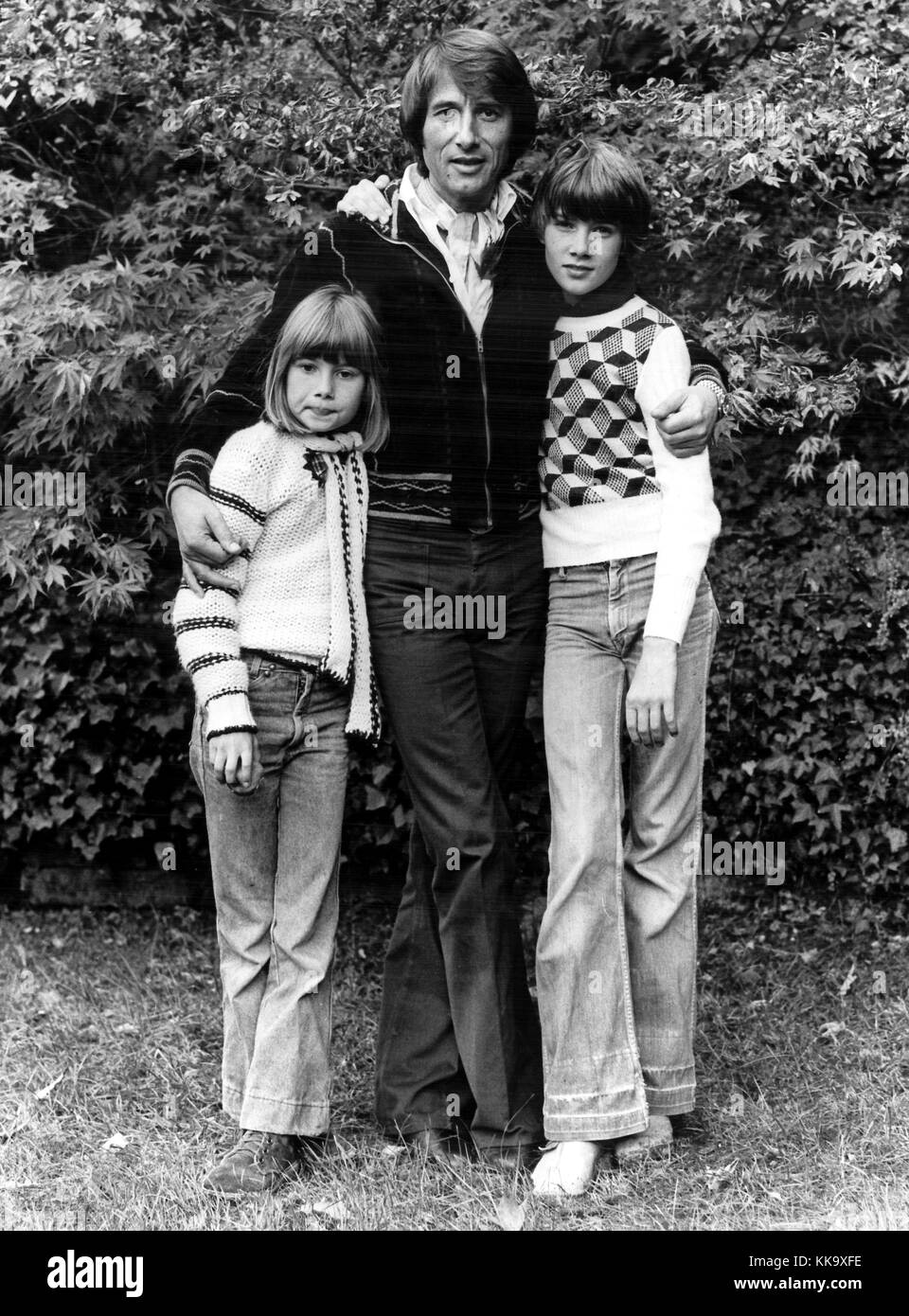 Austrian singer and songwriter Udo Juergens (M) and his children Johnny ...