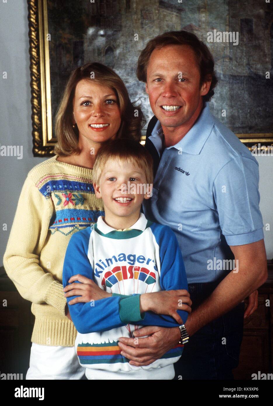 German singer and television producer Peter Kraus with his family on 30 ...