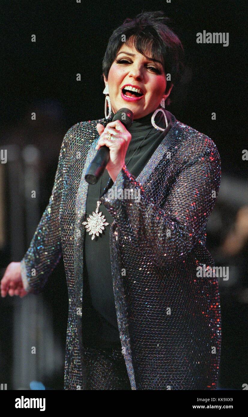 The US American singer Liza Minnelli gave an open-air concert on ...